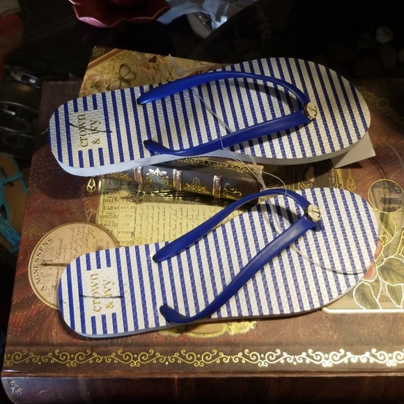 crown & ivy | Shoes | New Crown Ivy Blue And White Flip Flo | Poshmark